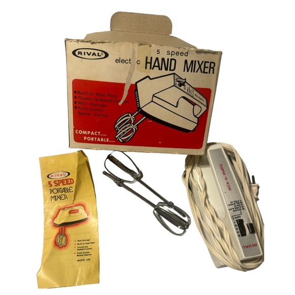 Rival | Kitchen | Vintage Mcm Rival 5 Speed Hand Mixer Model 439 Made ...